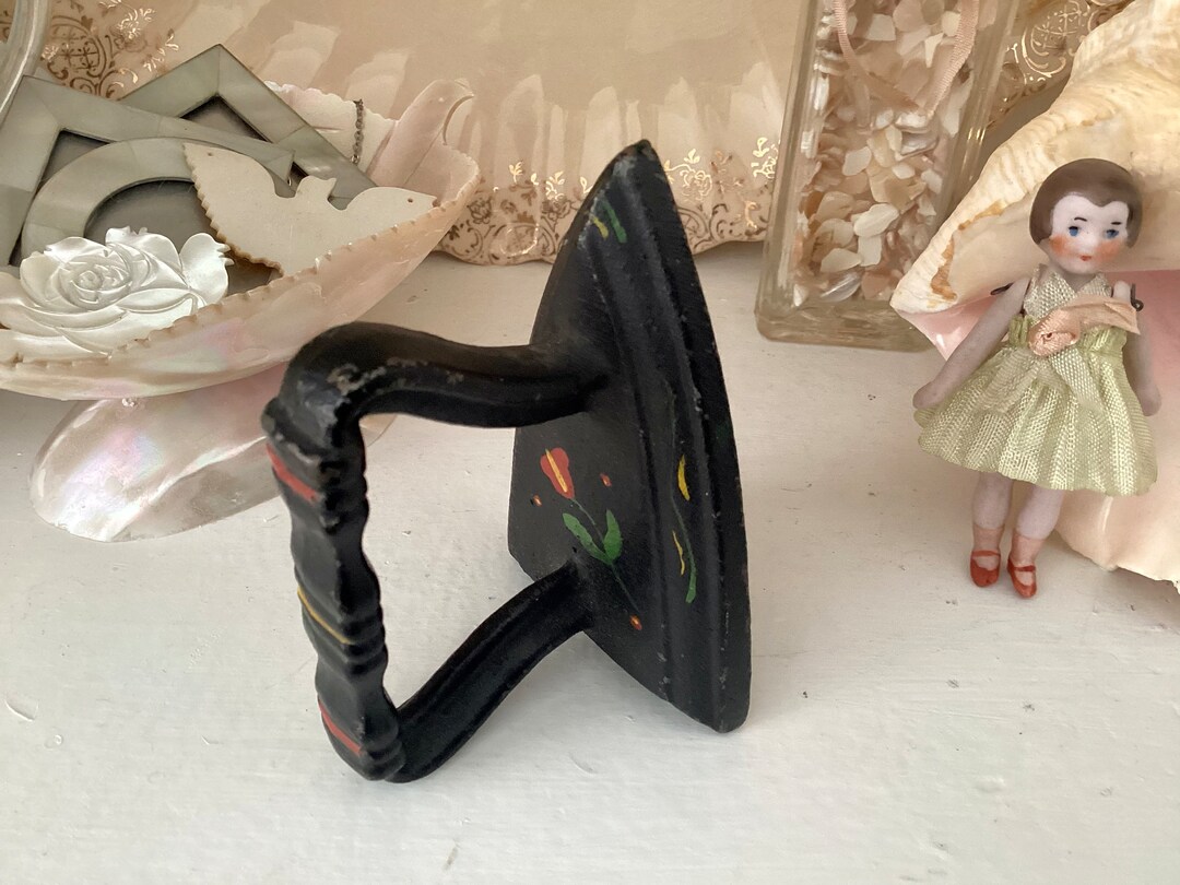 Small Cast Iron Frying Press for Doll or Display - Etsy