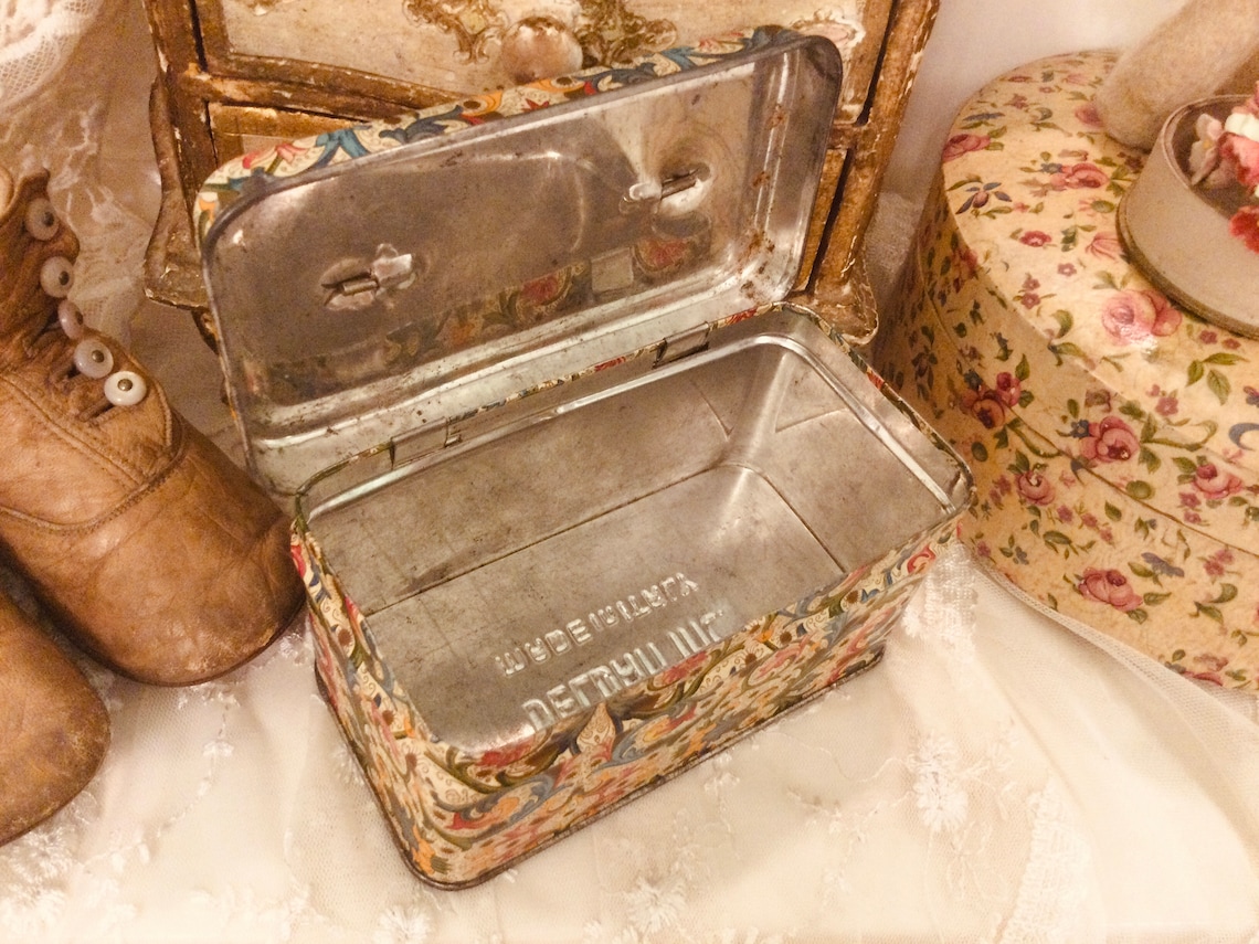 Antique Tin Box - Italian Florentine Design - Tiny Rare - Etsy