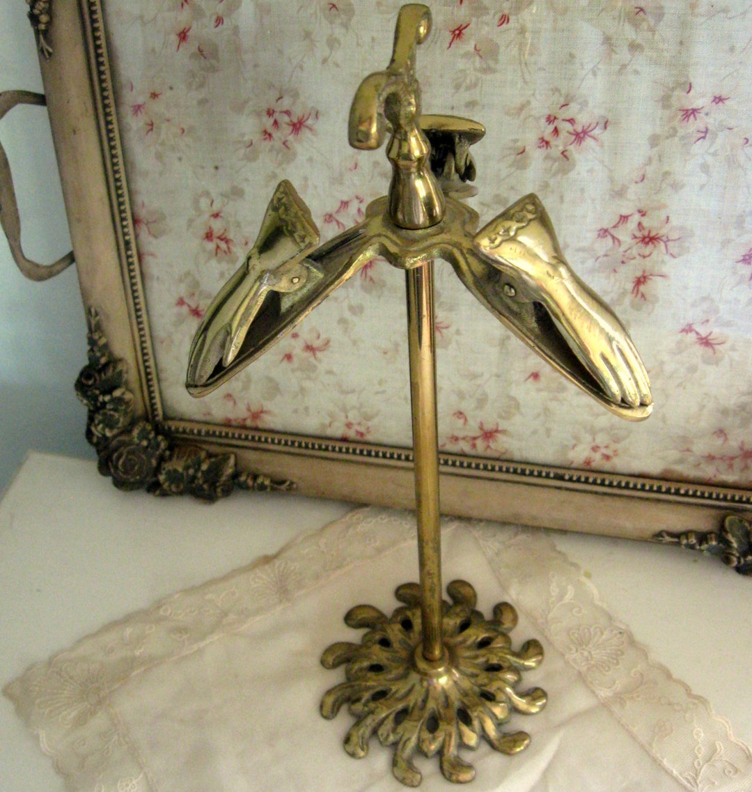 Ornate Brass Victorian Hand Clip Hanky or Towel Holder - Etsy