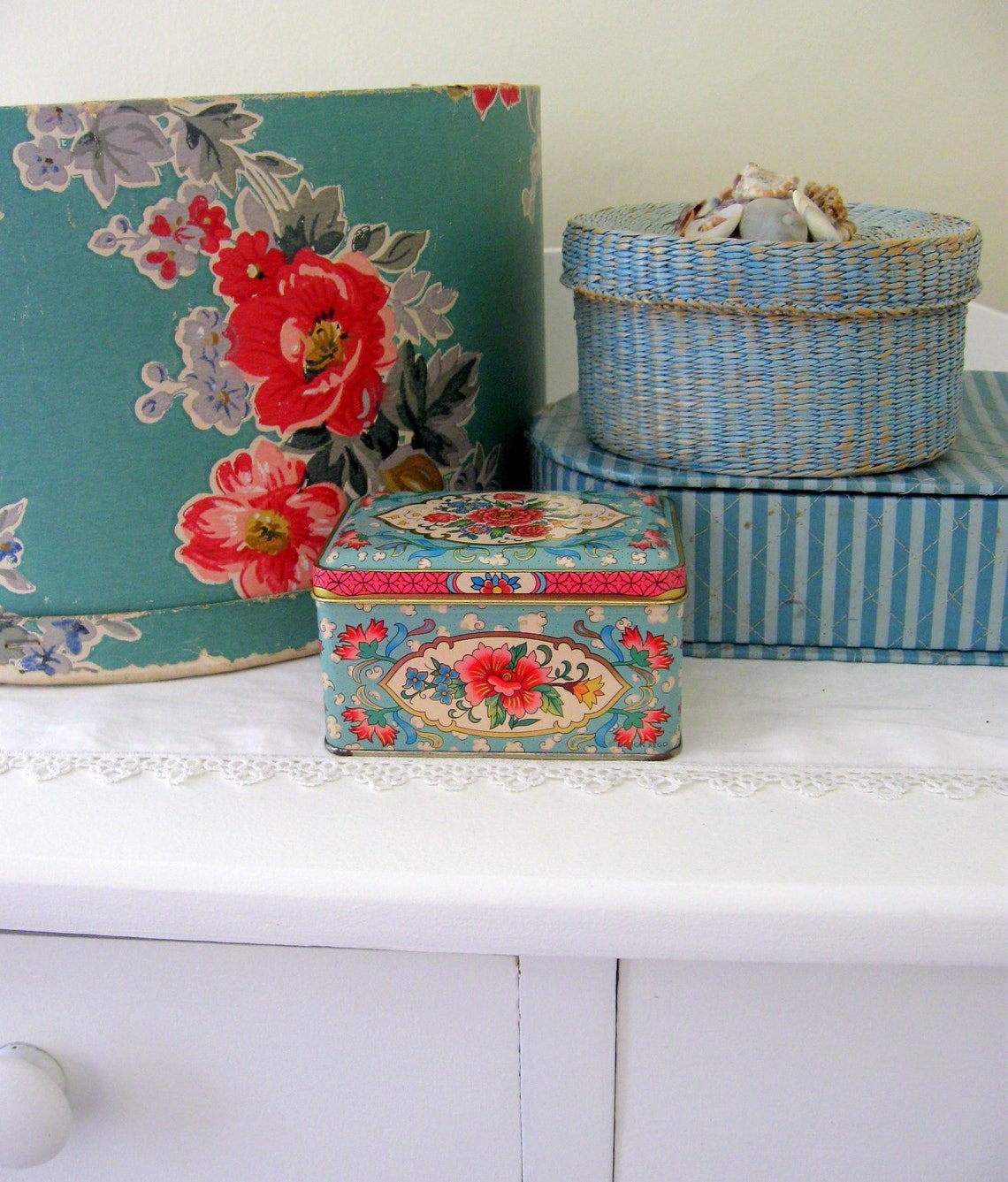 Daher Tin Box Pink and Green Floral Roses Buds Cottage Sweet - Etsy