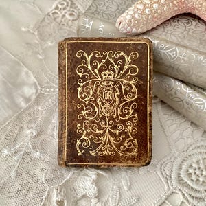 Antique Little Leather Book Vanity Compact by Raquel - Etsy