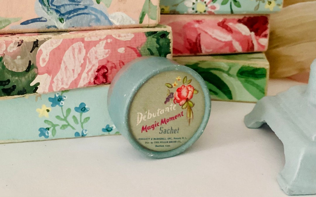 Debutante Sachet Powder in Box Container Perfumed Talc in - Etsy