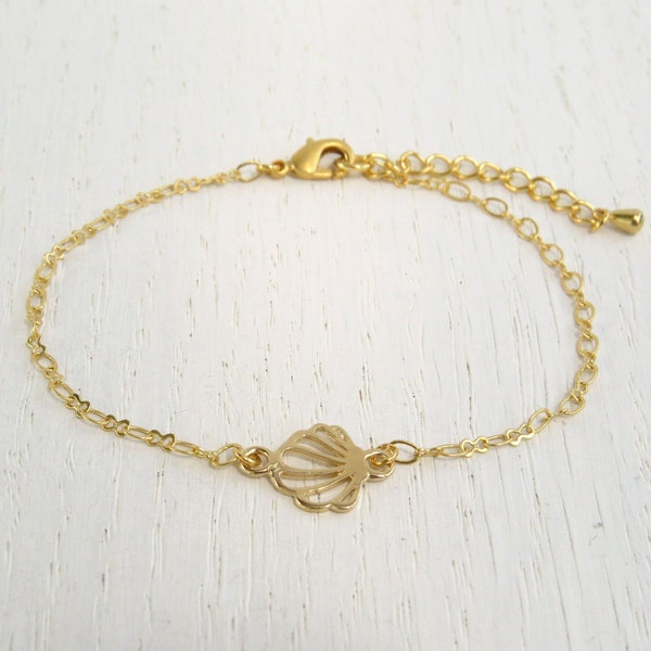 Shell Charm Bracelet - Etsy