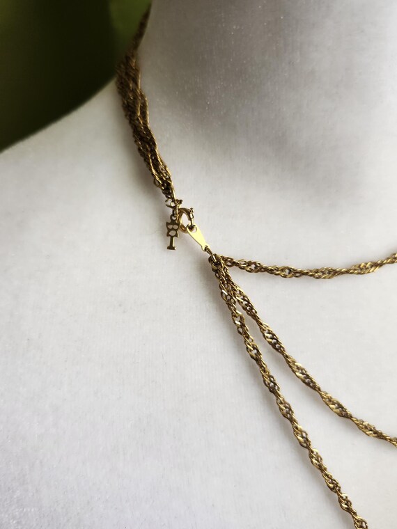 Vintage Trifari Three Strand Chain Necklace - Gem