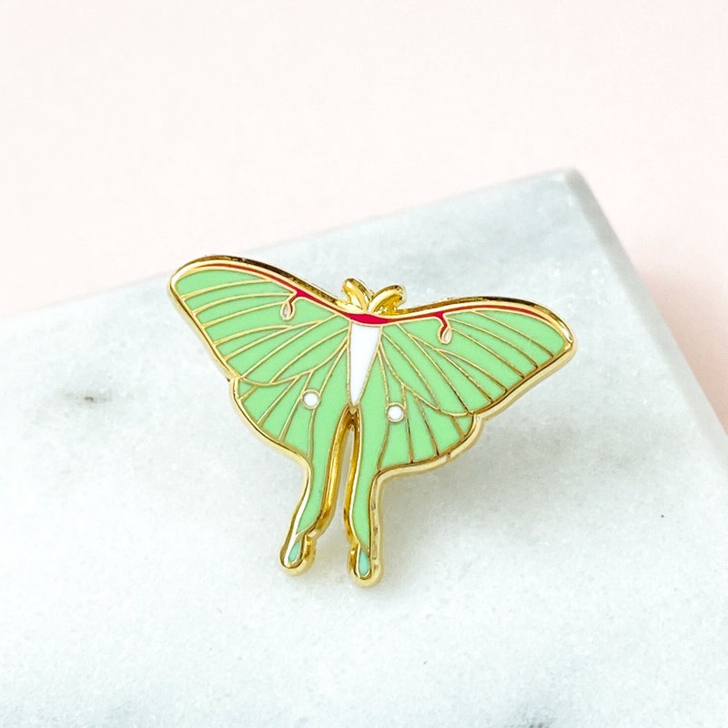 Luna Moth Pin - Etsy