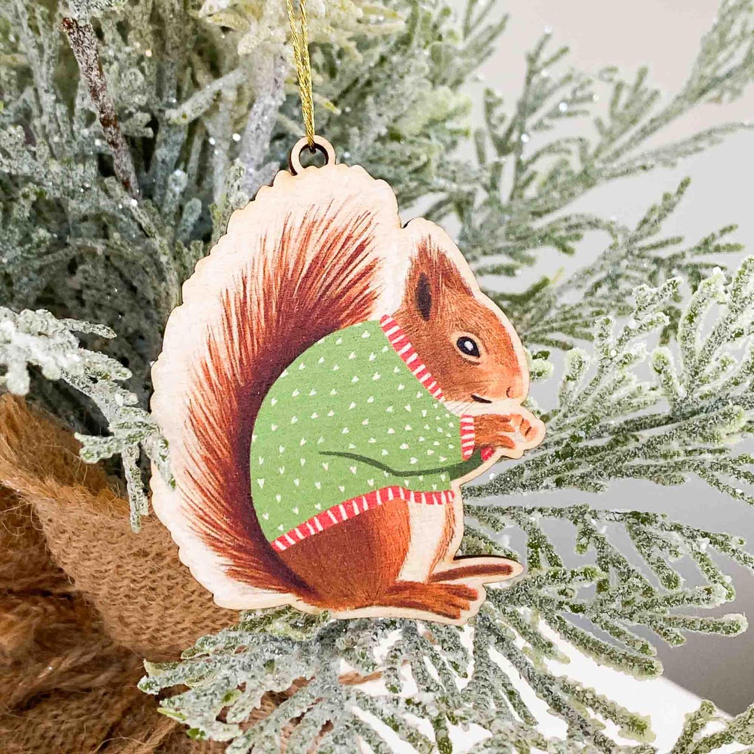 Wooden Christmas Red Squirrel Decoration Christmas Tree Ornaments ...