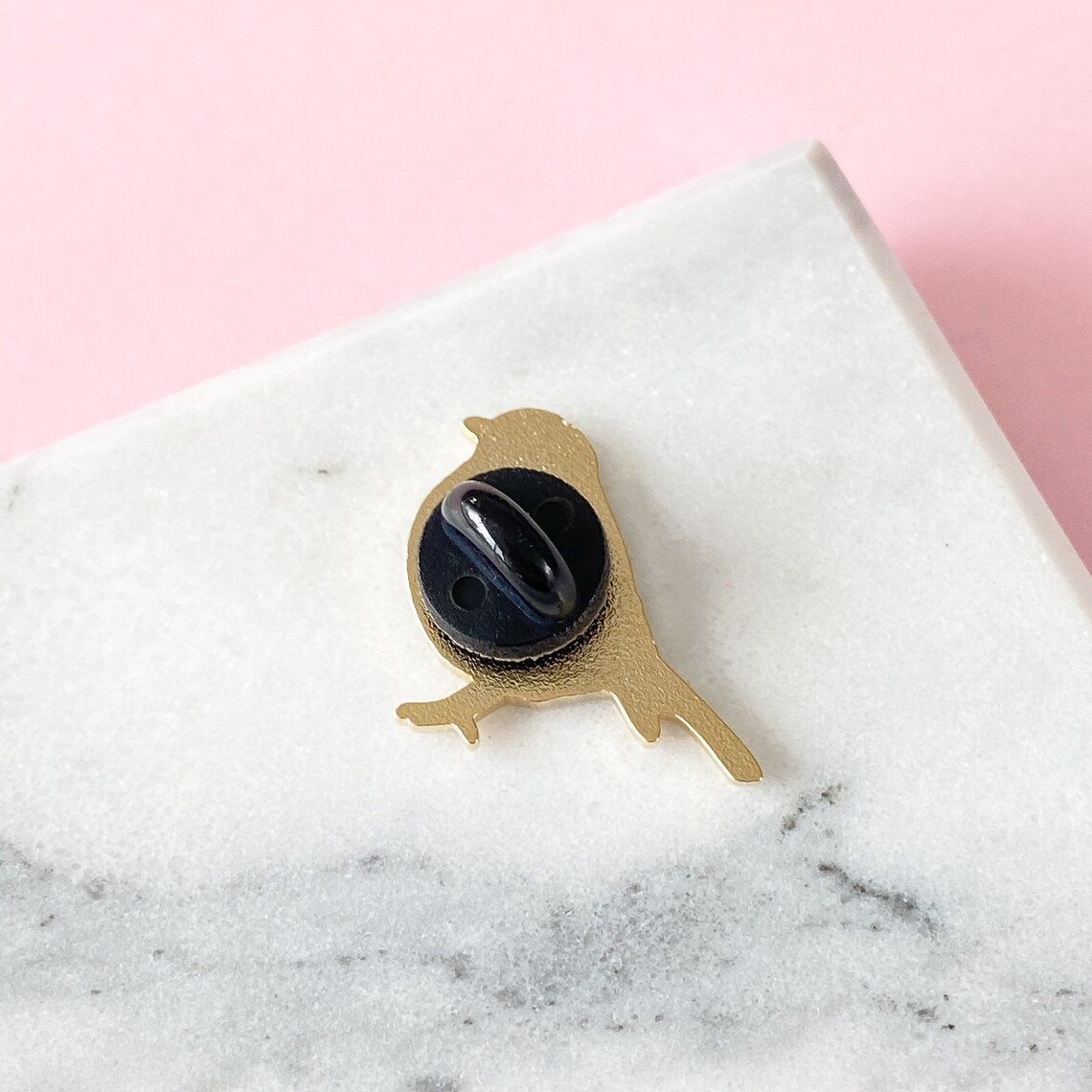 Robin Enamel Pin Gold Robin Pin Robin Lapel Pin British | Etsy