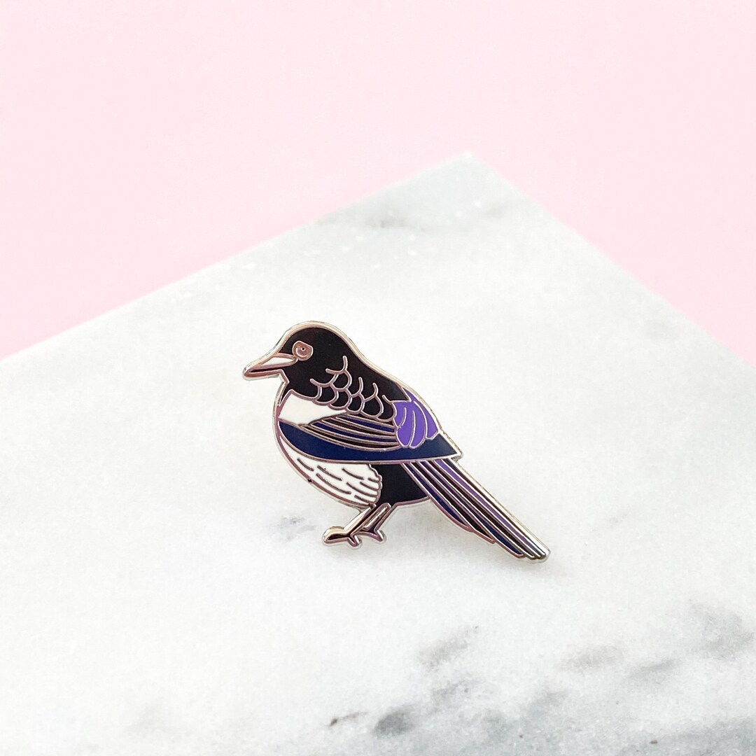 Magpie Enamel Pin - Magpie Lapel Pin - British Bird Pin - Hard Enamel ...