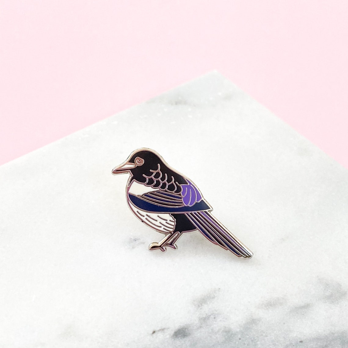 Magpie Enamel Pin - Magpie Lapel Pin - British Bird Pin - Hard Enamel ...