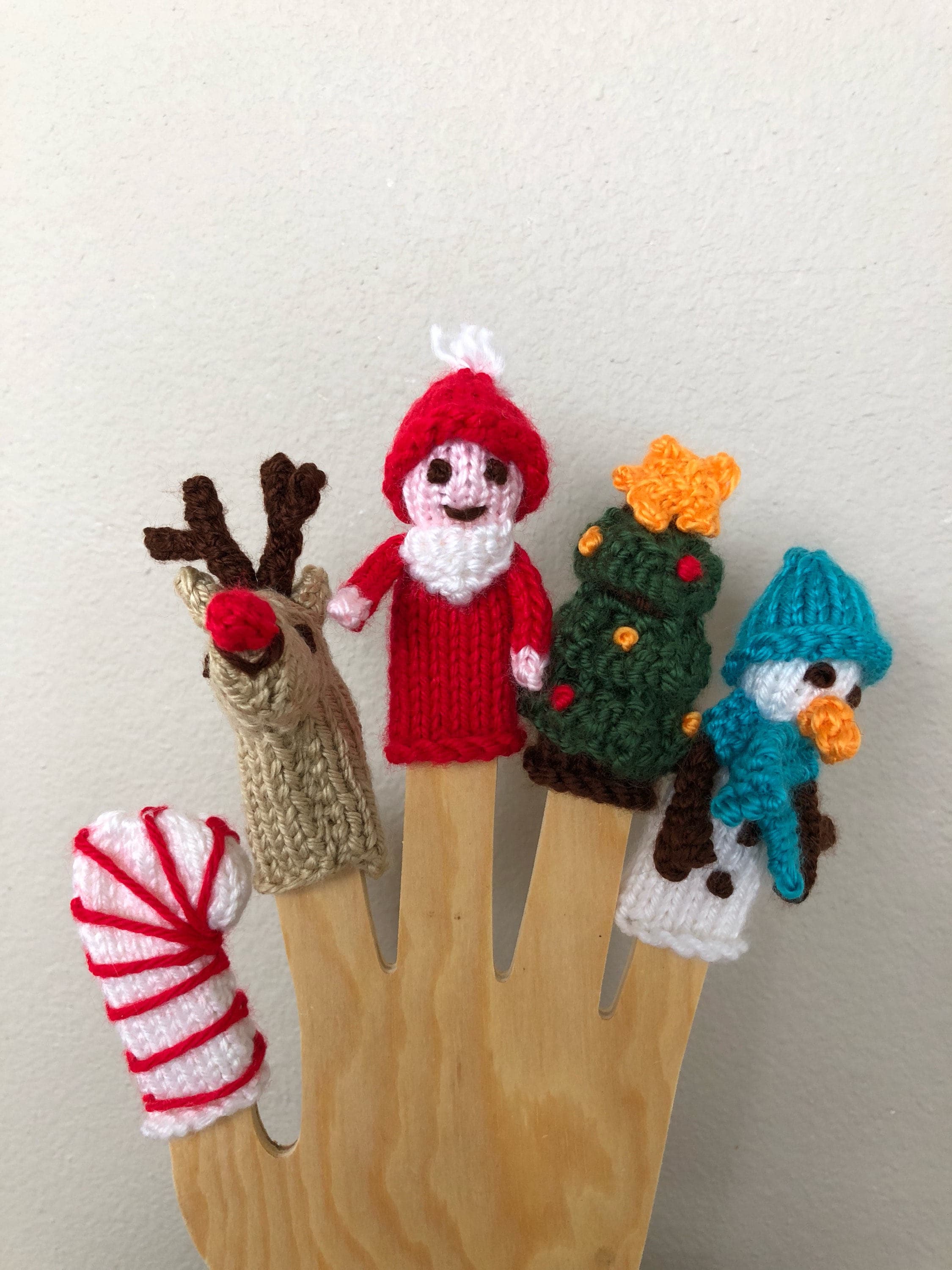 Handmade Knitted Christmas Finger Puppet Pattern Digital | Etsy