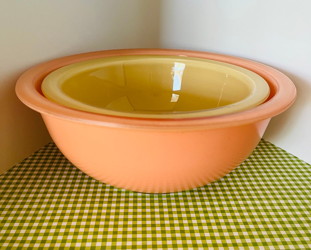 Set of 2 Vintage Pyrex Autumn Rainbow Clear Bottomed Mixing Bowls, 322 ...