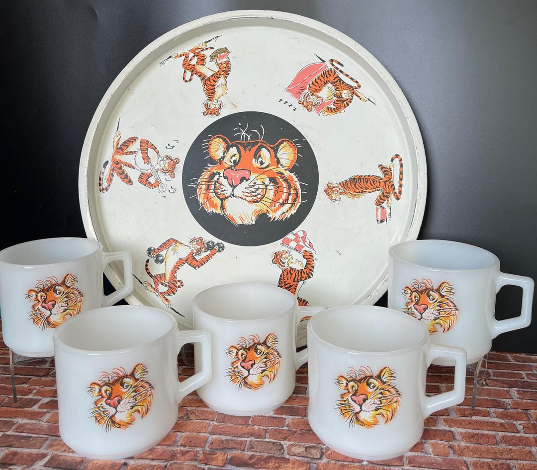 Vintage Esso Exxon Tiger Set of 5 Fire King Milk Glass Mugs and Tin ...