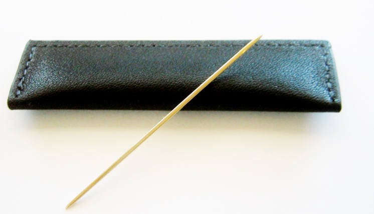ARTISAN..14K Solid Yellow Gold Needle Toothpick, W/Sleeve. Made By ... ARTISAN..14K Solid Yellow Gold Needle Toothpick, W/Sleeve. Made By ...
