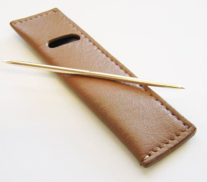 ARTISAN..18K Solid Yellow Gold Toothpick, W/Sleeve. Made By: Steve Haddad ARTISAN..18K Solid Yellow Gold Toothpick, W/Sleeve. Made By: Steve Haddad