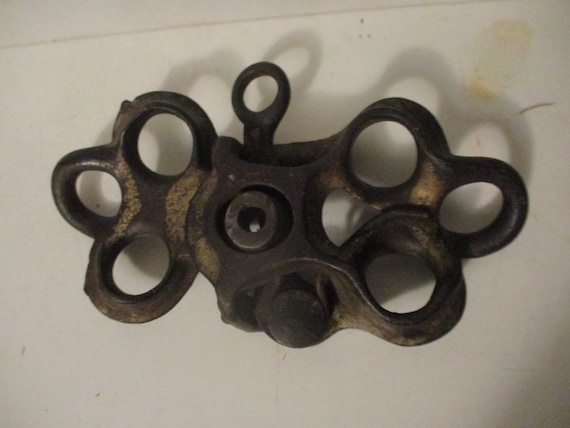 Antique Industrial Cast Iron Latching Buckle - Victor… - Gem