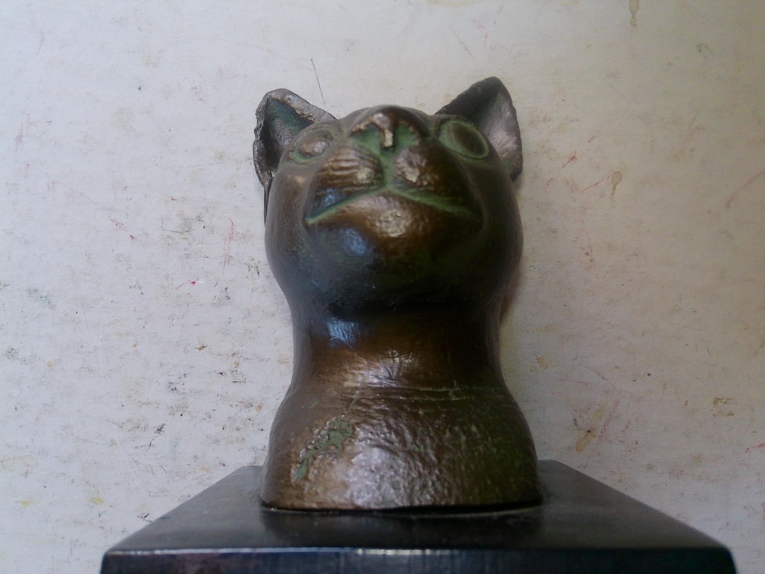 Bastet Cats Head Bust Statue - Life Sized Head W Earring in Rt Ear - 6 ...