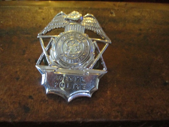 Michigan State Police Hat Badge - Vintage Uniform Hat… - Gem