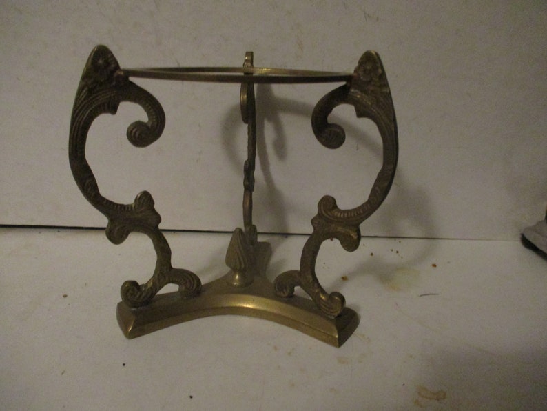 Brass Display Stand - 3 Legged Brass Form 5" High 4.25" Diam. Displays ...