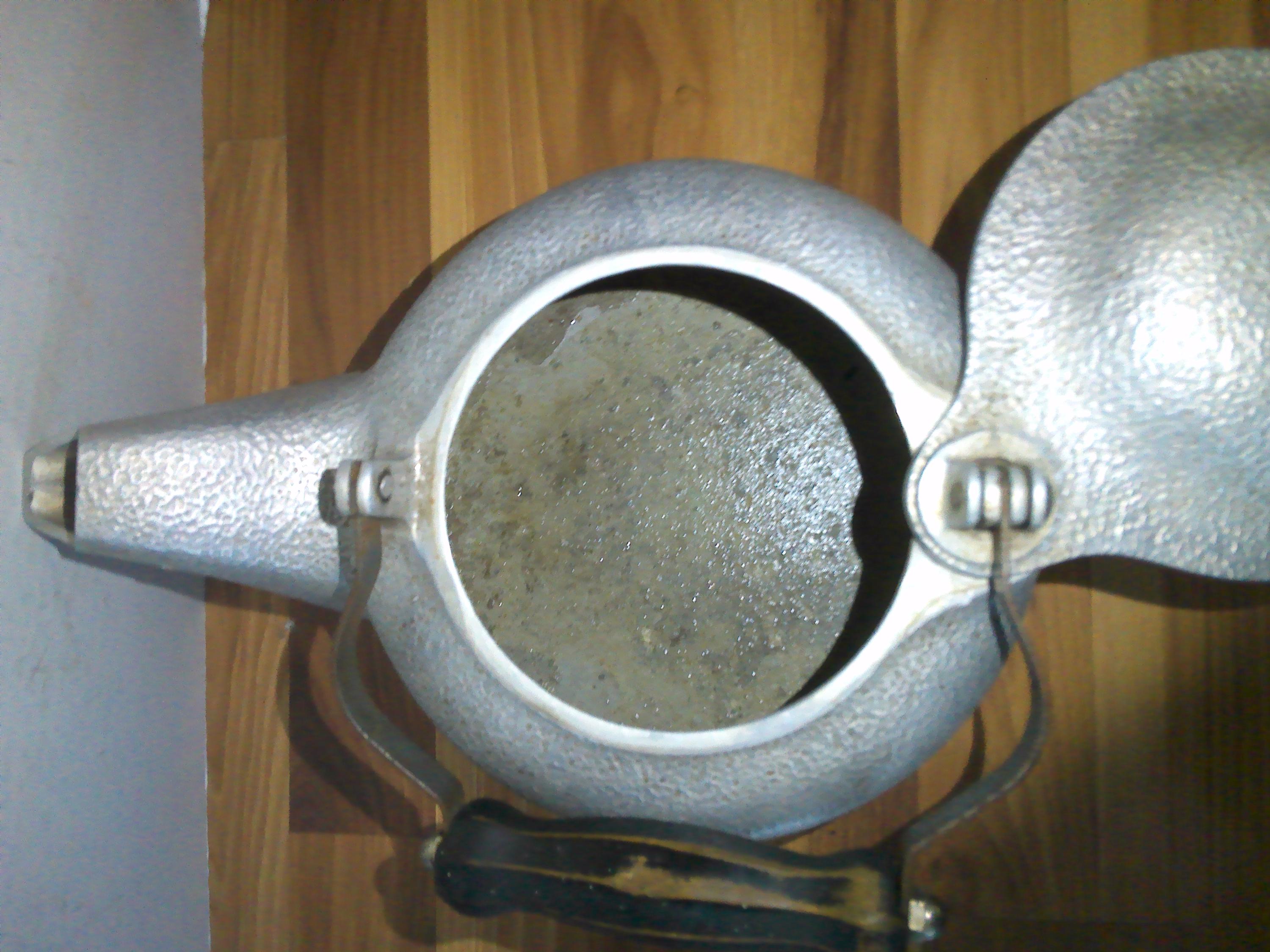 Silver Seal Gallon Kettle Teapot - 1930s Cast Aluminum W Wood Handle ...
