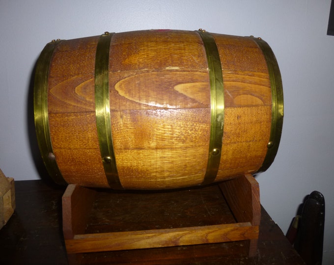 1961 Chianti Mazzoni Italian Wine Barrel - Gallon Glass Bottle Wrapped ...