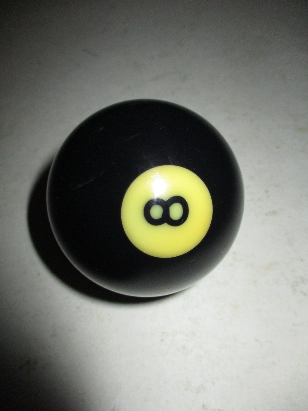 8 Ball - ACTUAL Pool Ball - the Most Famously Neutral Thing Outside of ...