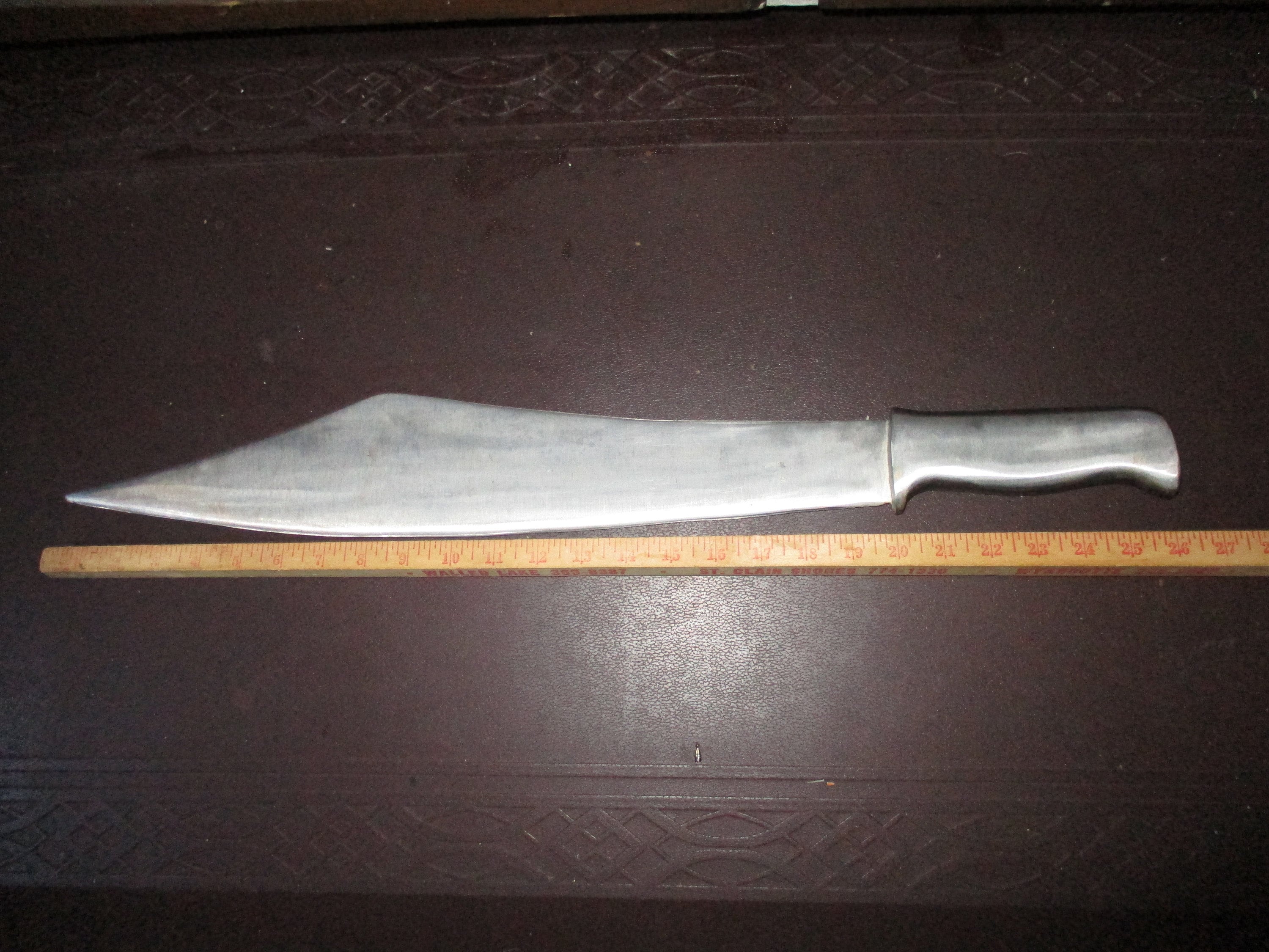 Runescape Iron Knives