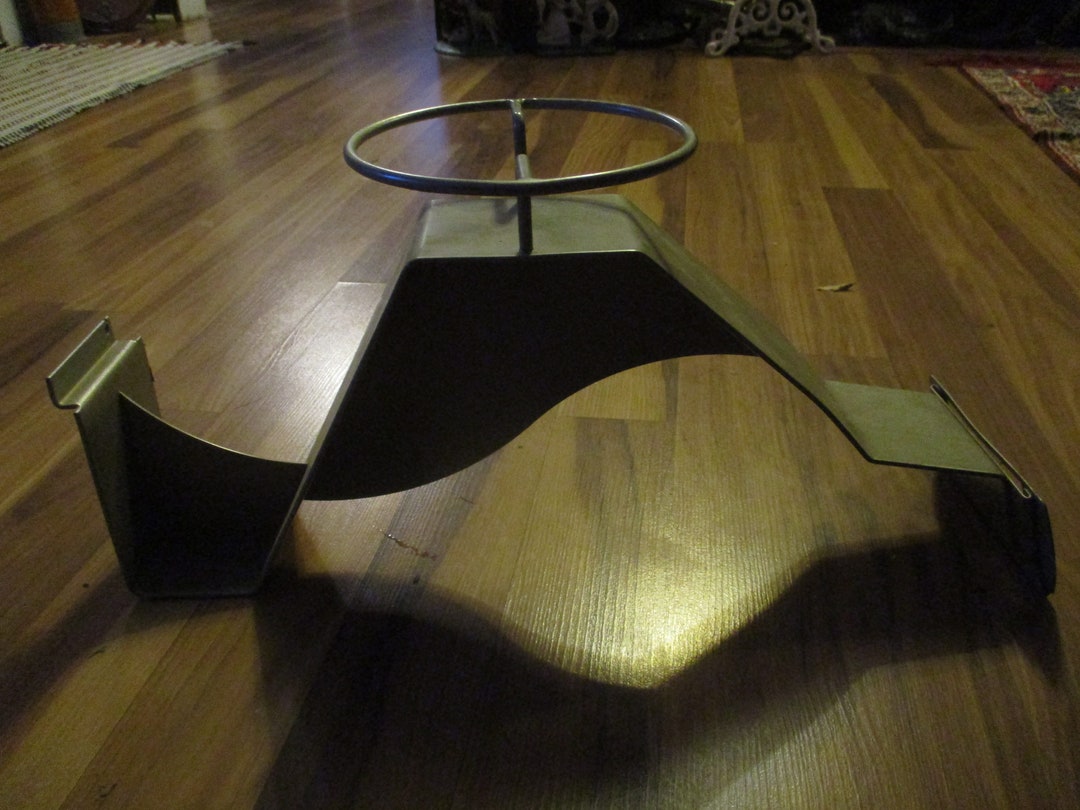 Motorcycle Tire Display Stand - Retail Display Platform for Wheels and ...