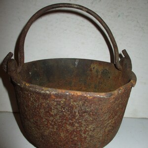 Antique Cast Iron Smelting Cauldron Rugged but Well Aged Flat Bottom ...