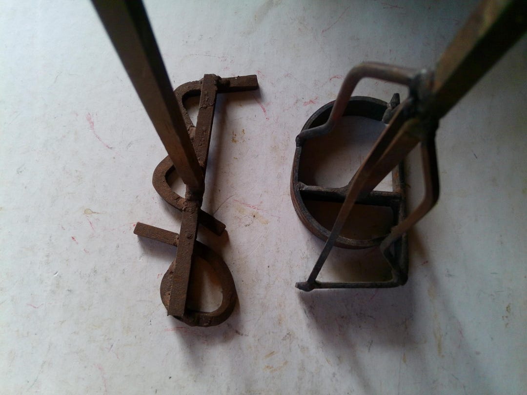 Branding Irons - Set of 2 Antique Cattle or Sheep Wrought Iron Forms ...