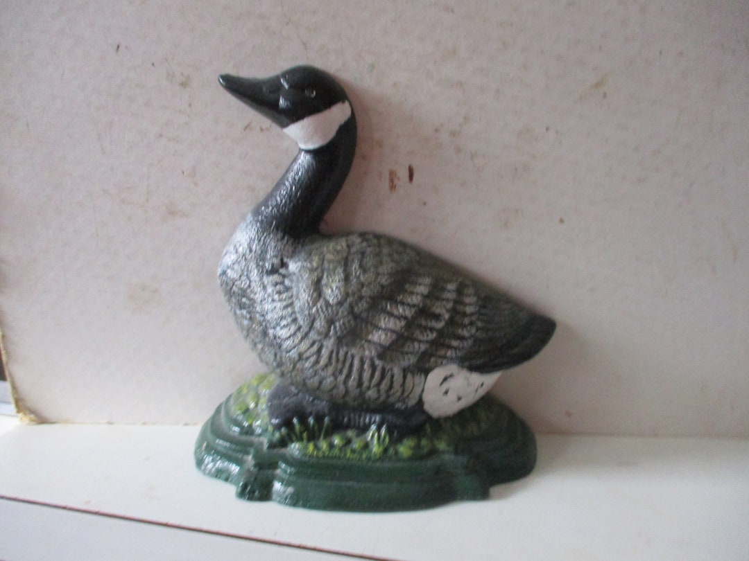 Cast Iron Canadian Goose Statue - Figurine - Door Stop - Bookend ...