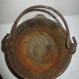 Antique Cast Iron Smelting Cauldron Rugged but Well Aged Flat Bottom ...