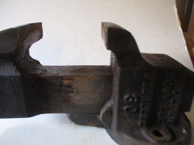Table Mounted Work Vise 1930s Fulton Peerless Cast Iron Form - Etsy