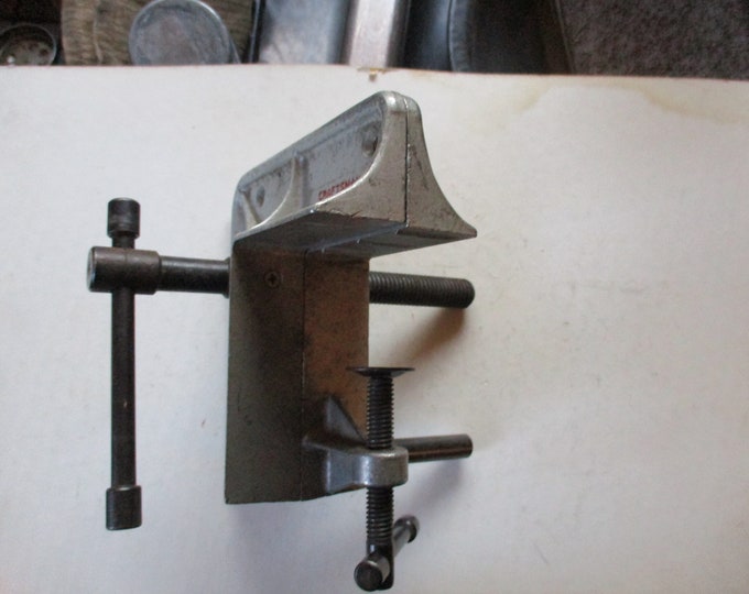 Stanley Vise Model 702 Corner Vise for Wood Working and Box Making Easy ...