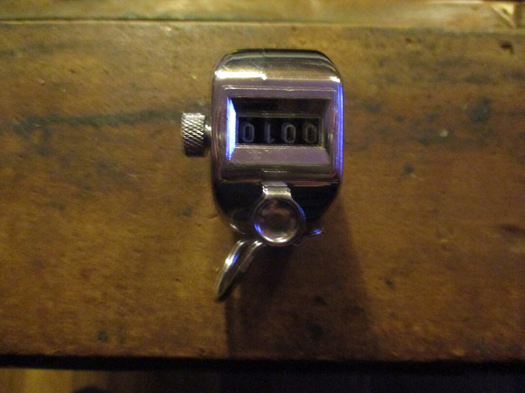 Attendance or Counting Clicker - Hand Held Adjustable Clicker Form ...