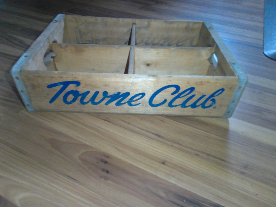 Towne Club Soda Pop Crate Blue Paint on Wood With Wood Liners for 6 ...