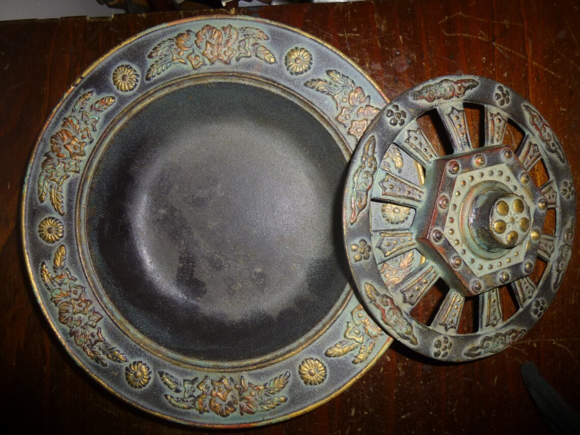 Japanese 2 Piece Cast Iron Censer or Ikebana Style Bowl and - Etsy