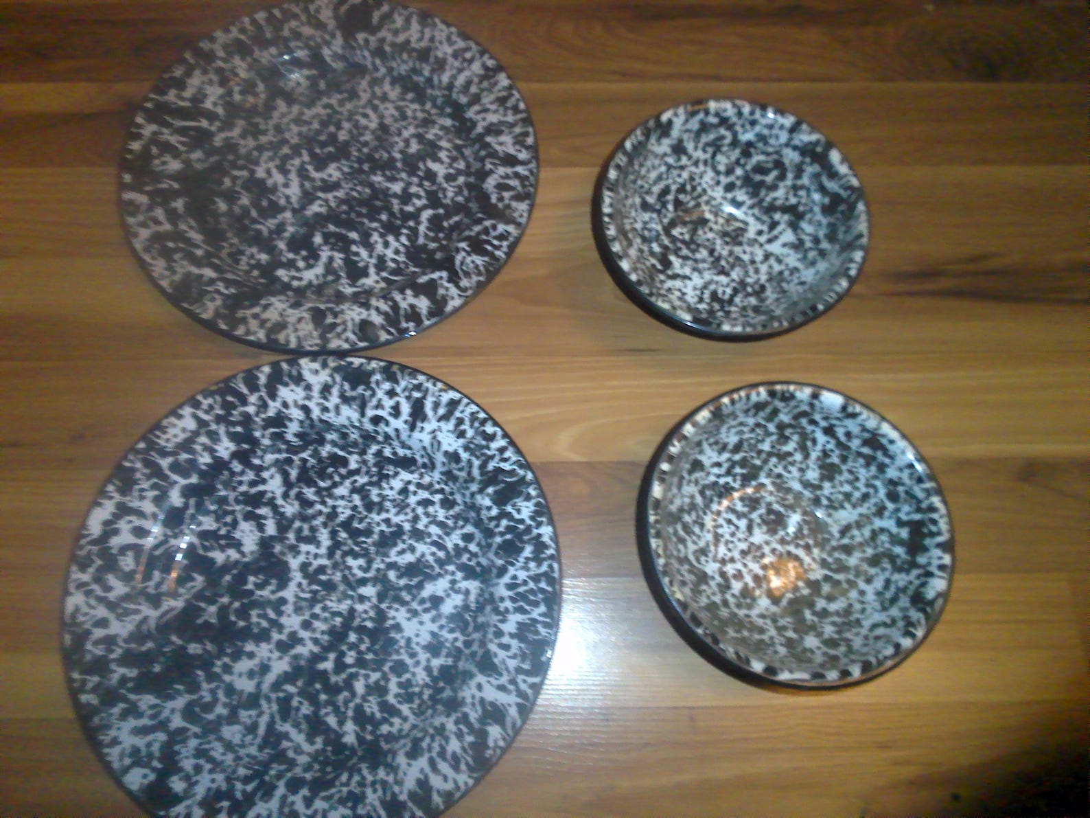 Black Graniteware 2 Plates and 2 Bowls - Marbleware Enamel on Metal 4 ...