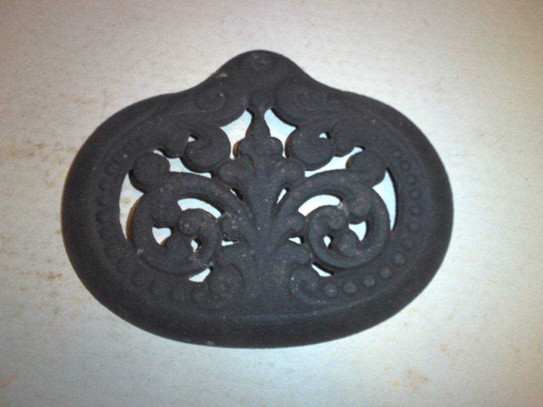 Antique Cast Iron GE Furnace or Stove Grate - 9" X 7" X .75" Thick ...