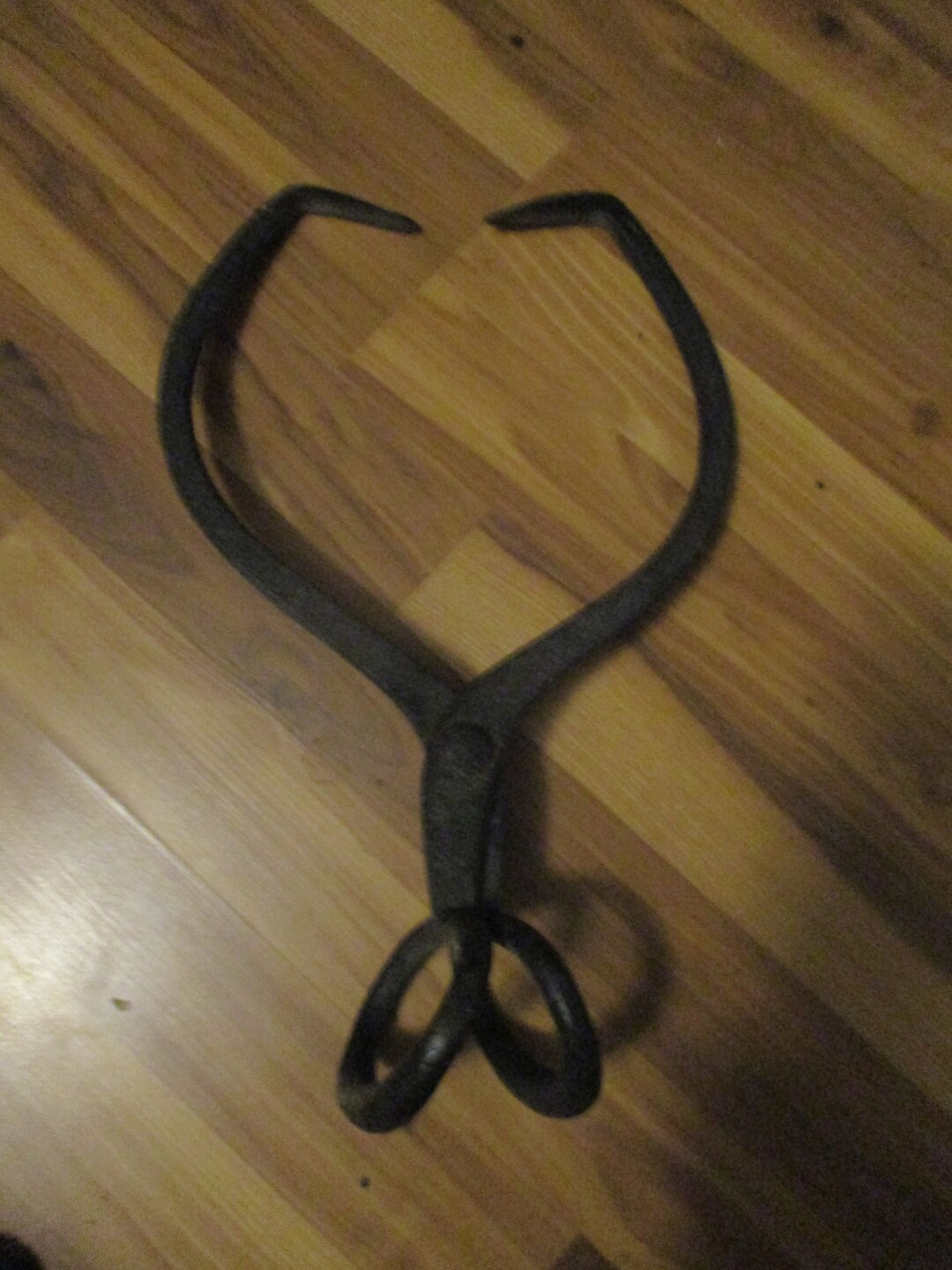 Hammered Cast Iron Ice Block Tongs - Large Hammered Wrought Iron Style ...