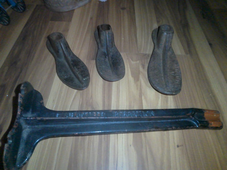 Guaranteed Perfection Cobbler or Shoemaker Anvil Set -14.5" Mount W 3 ...