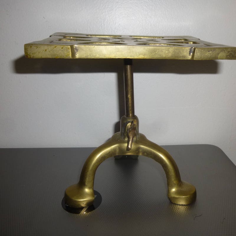 Small Brass Feet - Etsy