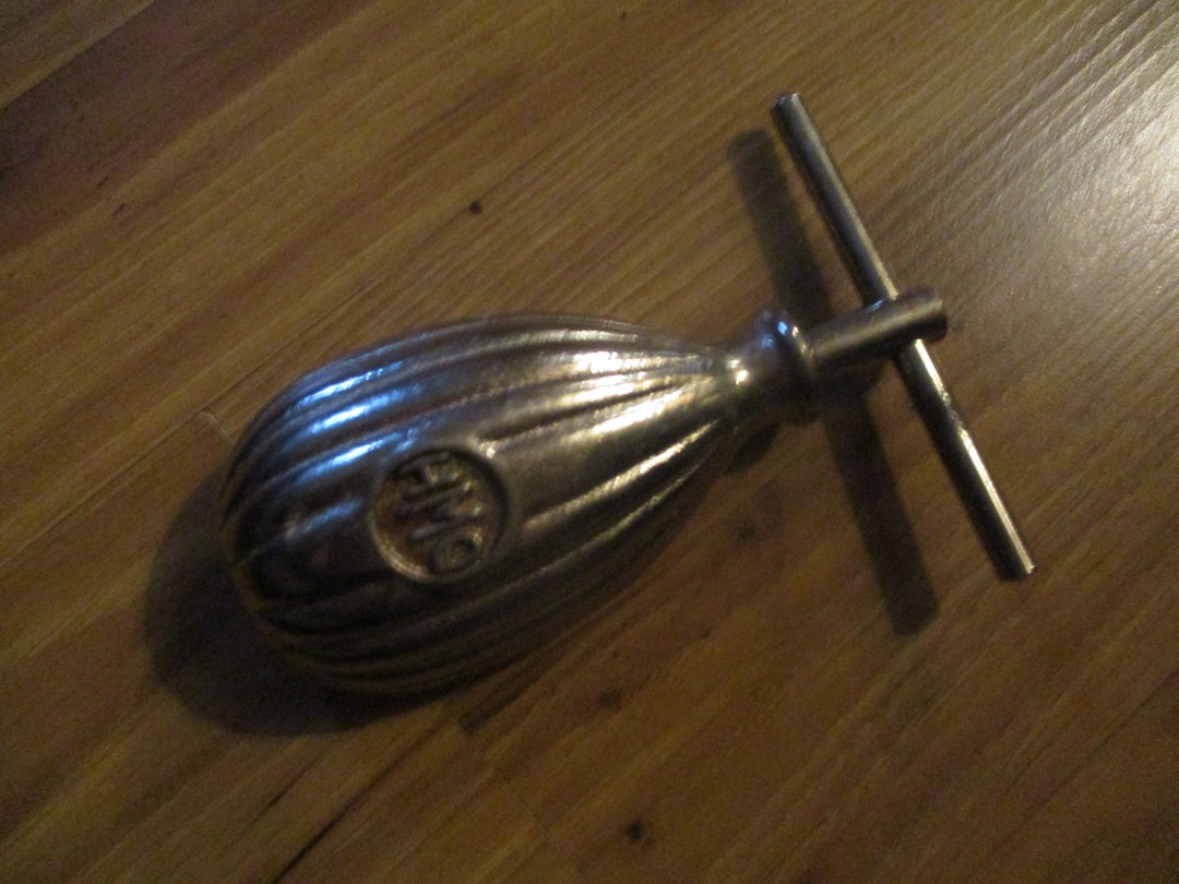 Steel Nutcracker Mid-century Modern Nutshell Shaped Screw - Etsy