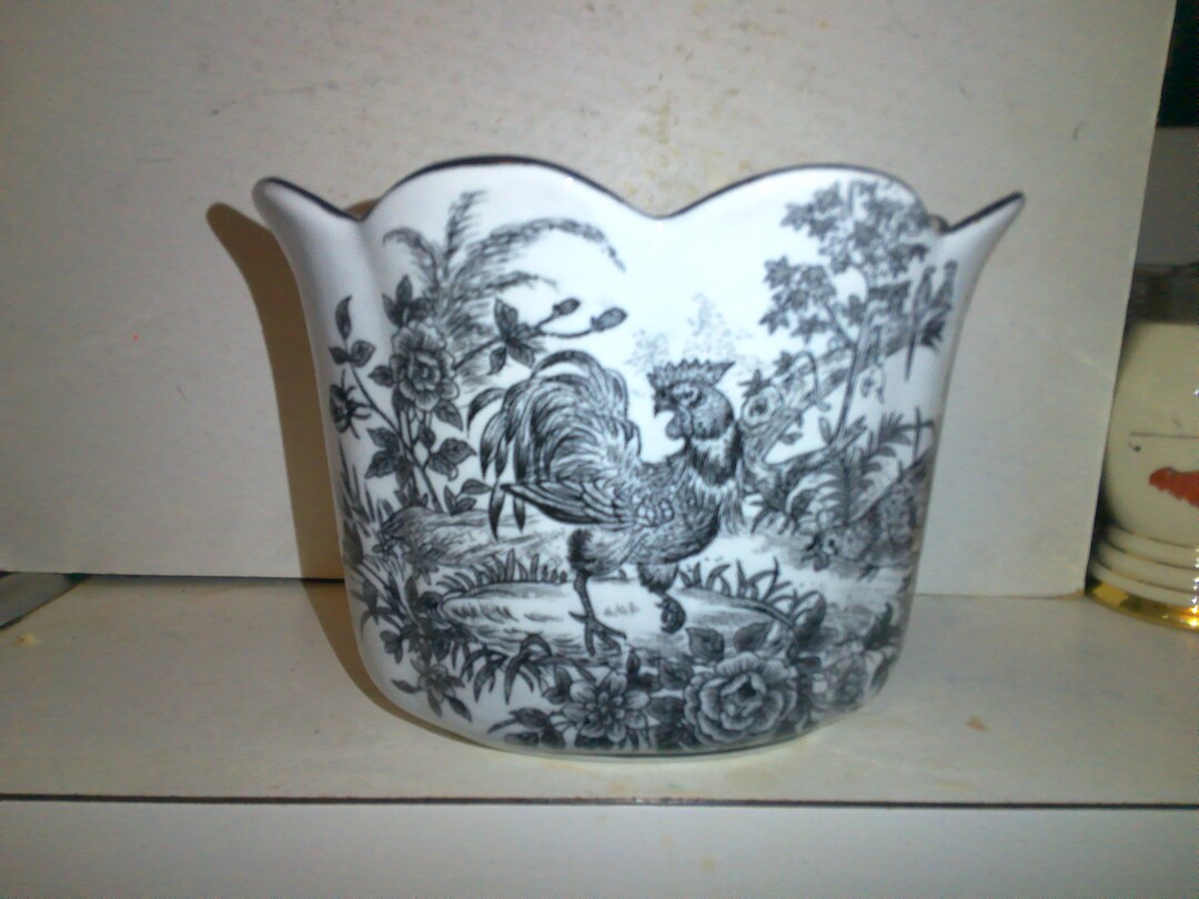 Toile Transferware Jardinaire Garden Planter- Very Large Ornate ...