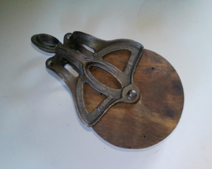 Antique Louden A23 Cast Iron Pulley in Very Nice Condition Cast Iron ...