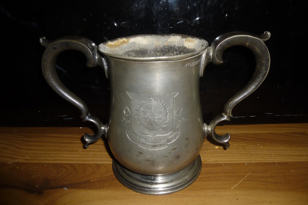 Antique Rowing Trophy by Watts and Harton - 1854 Catherine's Hall (st ...