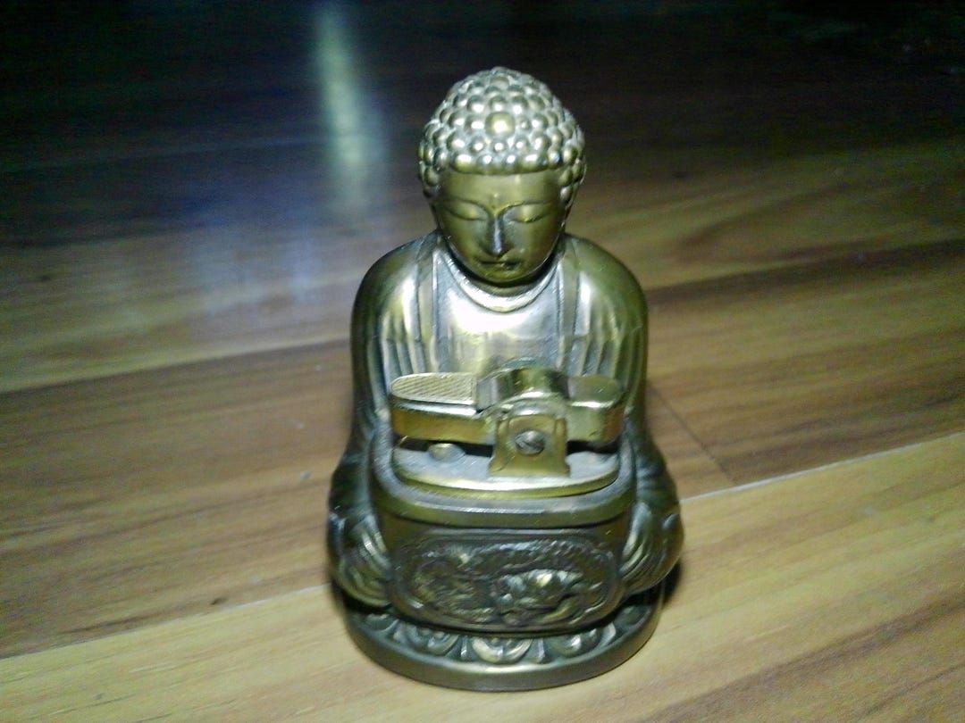Buddha Lighter - 1960s Era Cast Brass 2.75" Tall Seated Buddha W ...