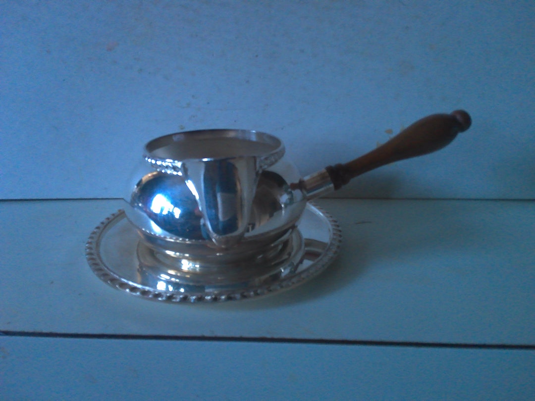 Sheffield Silverplate Saucier Set - 5.75" Diam Tray and Gravy Boat ...