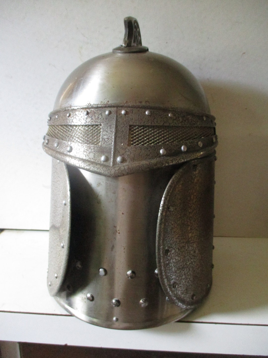 Knights Helmet Ice Bucket - Pewtertone Old Tankardware - 12" High ...