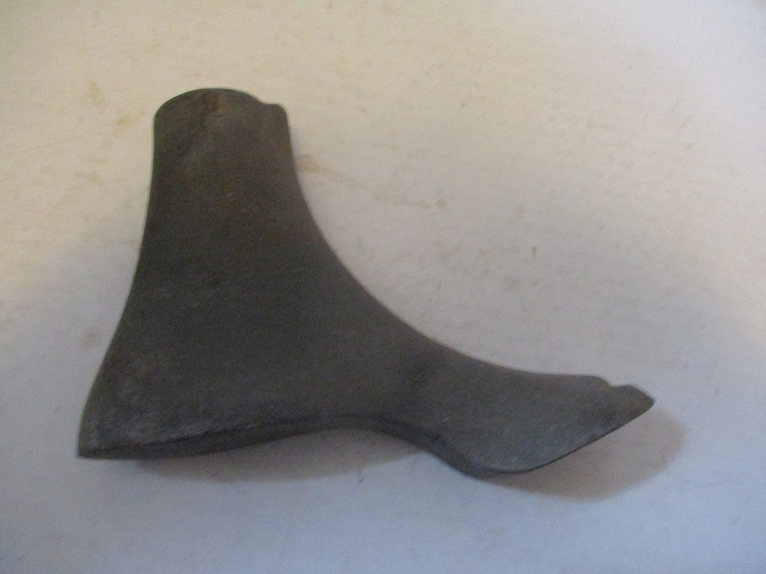 High Heel Cobblers and Shoemakers Anvil - Cast Iron Form 5.25" High ...