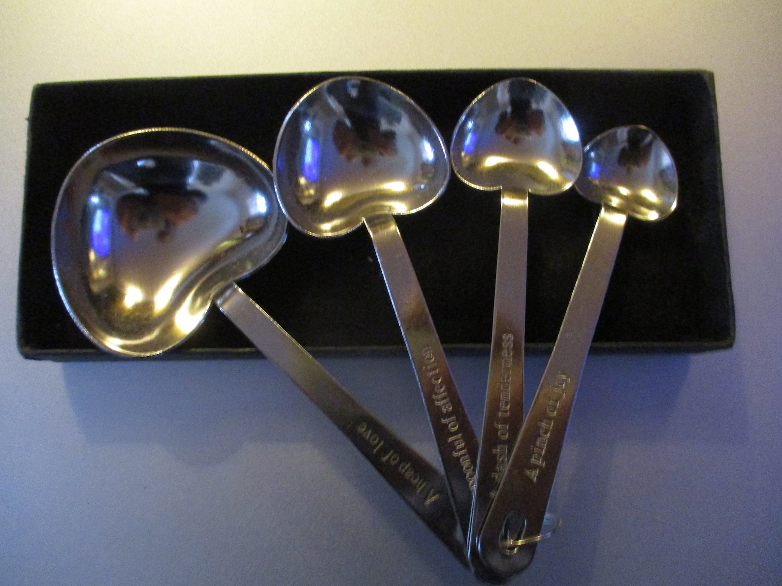 Heart Shaped Measuring Spoons 4 Piece Set With Quotes on - Etsy